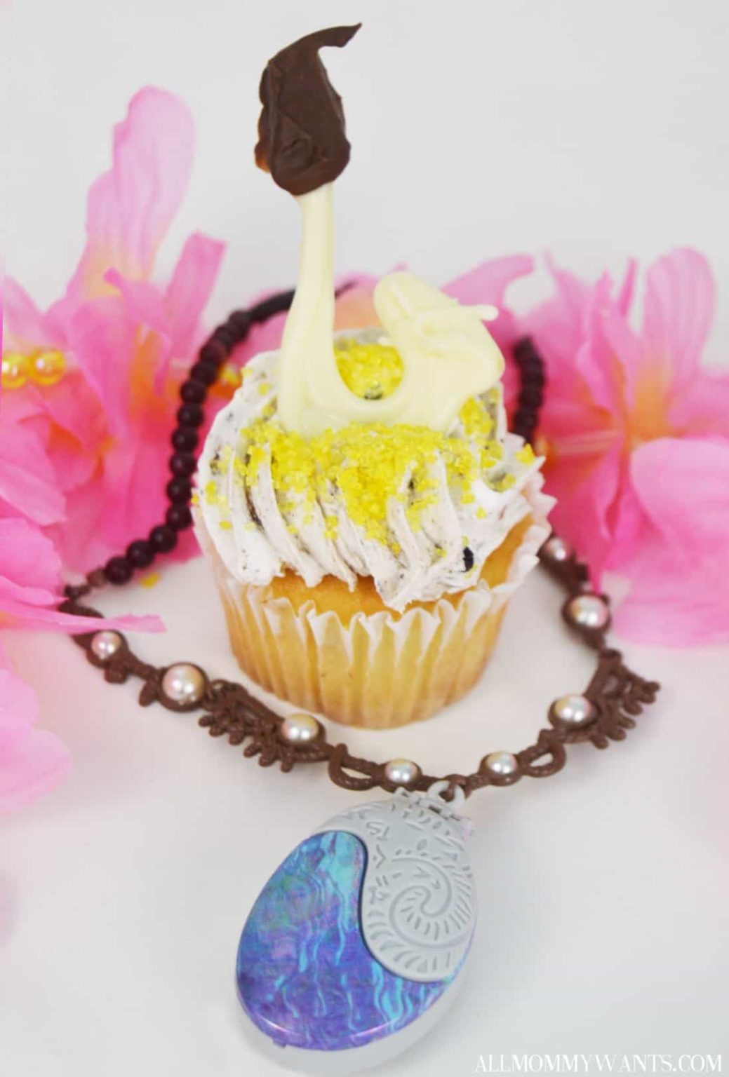 Moana: Maui's Chocolate Hooks - Life She Has