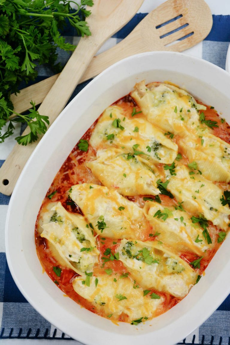 Chicken Broccoli Alfredo Stuffed Shells - Life She Has