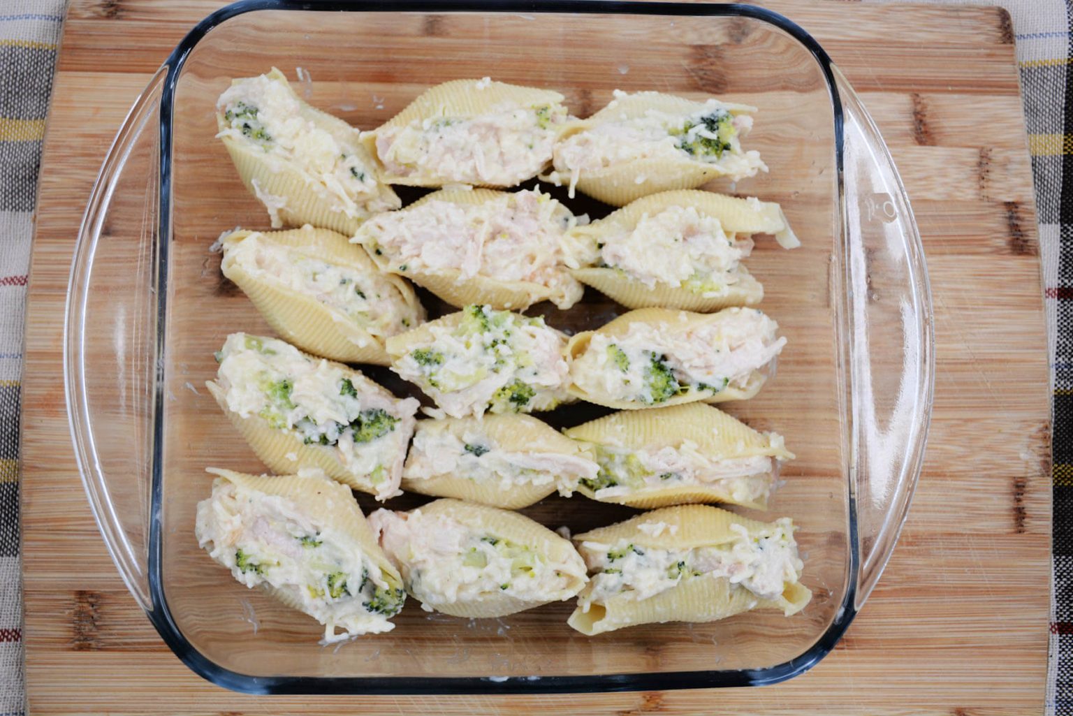 Chicken Broccoli Alfredo Stuffed Shells - Life She Has